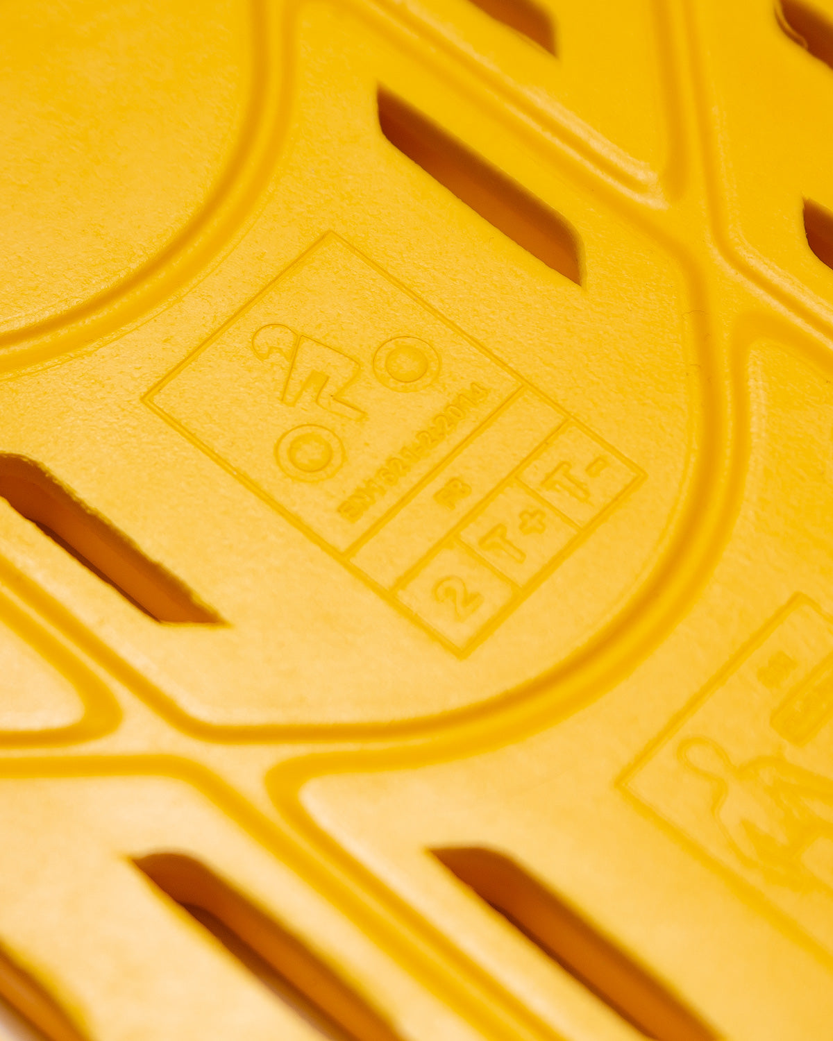 ARMOUR INSERTS - Akin Moto